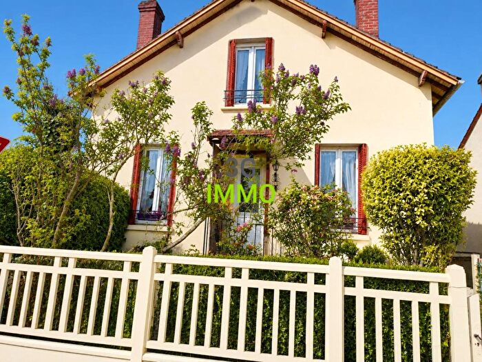 Maison 5 pièces à Persan, à vendre