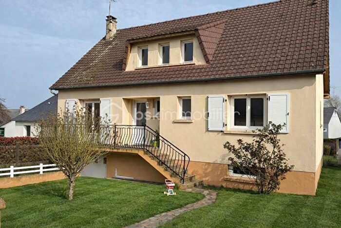 Maison 7 pièces à vendre à Mayenne, Nord Ouest