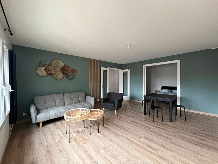 Appartement à louer - Palaiseau - 4 pièces - 3 chambres