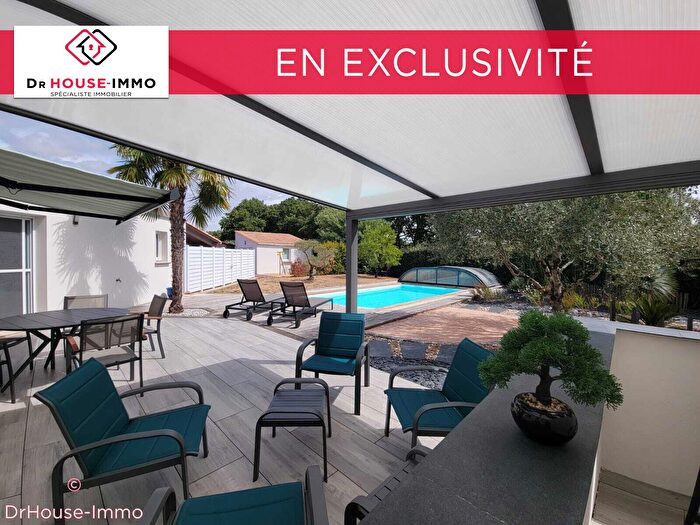 Coëx : Maison 7 pièces à vendre