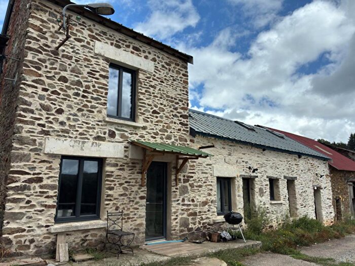 Saint-Méard : Maison 5 pièces à vendre