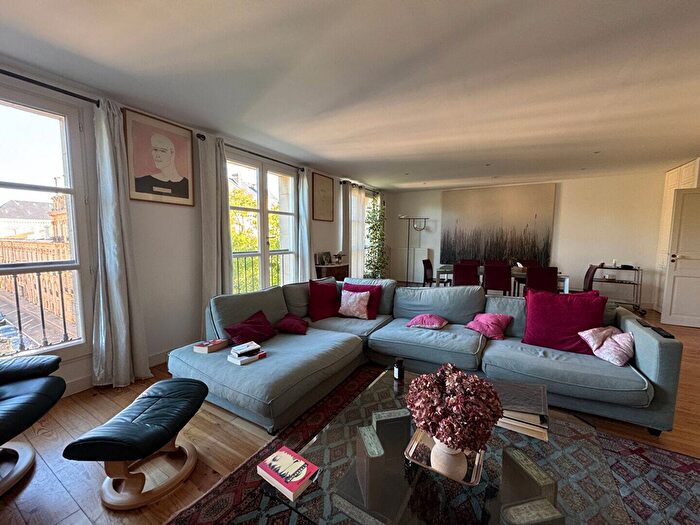 Appartement 5 pièces à Chartrons, Bordeaux, à louer