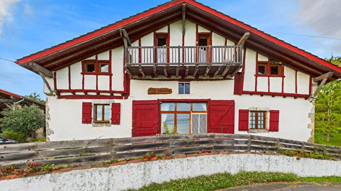 Maison 9 pièces à Hasparren, à vendre