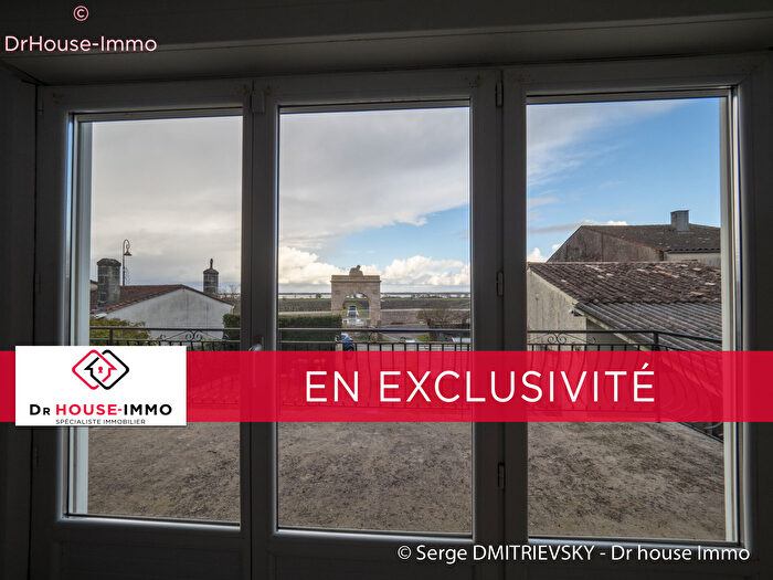 Maison à vendre - Saint-Julien-Beychevelle - 5 pièces - 4 chambres