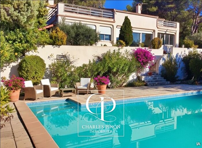 Maison à vendre - Rognes - 8 pièces - 5 chambres