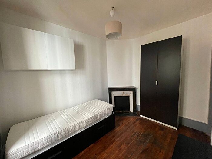 Appartement 1 pièce à louer - Quatre Chemins-Jaurès, Pantin