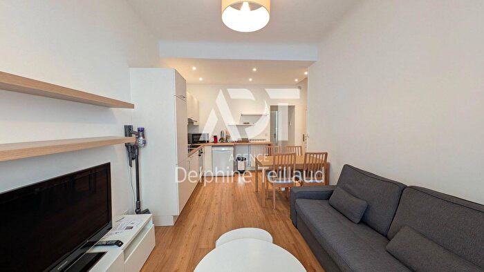 Mutualité, Grenoble : Appartement 2 pièces à louer