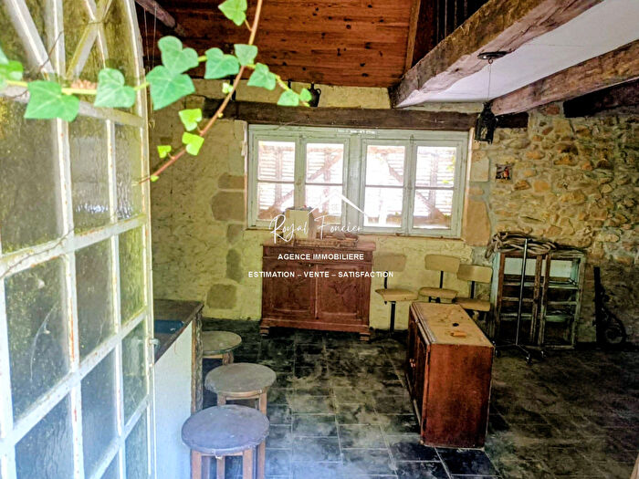 Maison à vendre - Dangé-Saint-Romain - 2 pièces - 1 chambre