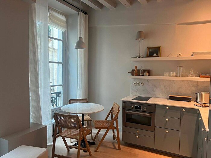 Appartement à louer - Odéon, Paris ème arrondissement - 2 pièces - 1 chambre