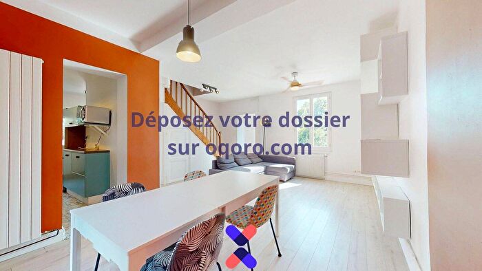 Maison à louer - Centre, Irigny - 5 pièces - 4 chambres