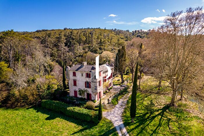 Maison à vendre - Uzès - 11 pièces - 5 chambres