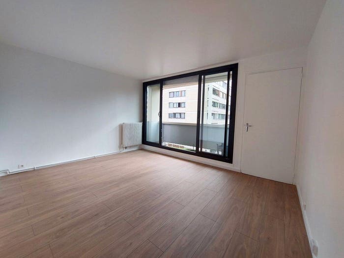 La Bruyere, Poissy : Appartement 2 pièces à louer