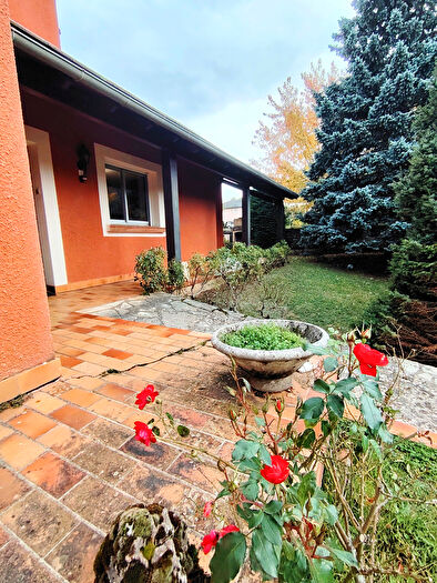 Maison à vendre - Saint-Jean-du-Bruel - 6 pièces - 5 chambres