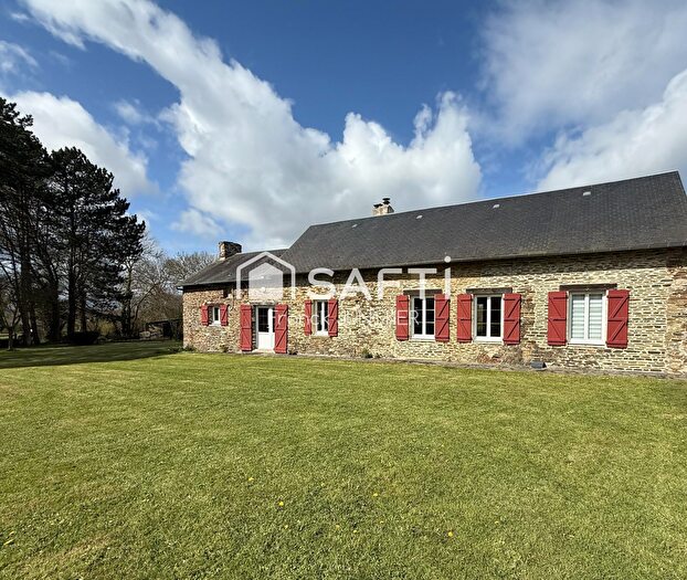 Maison 7 pièces à vendre à Saint-Paul-du-Vernay