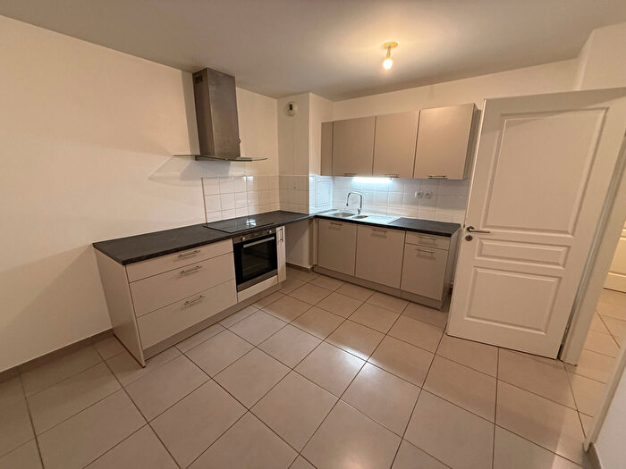 Appartement 3 pièces à Strasbourg, Meinau, Plaine des Bouchers, Hohwarth, à louer