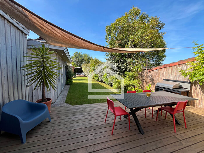 Maison 5 pièces à vendre à Le Bouscat