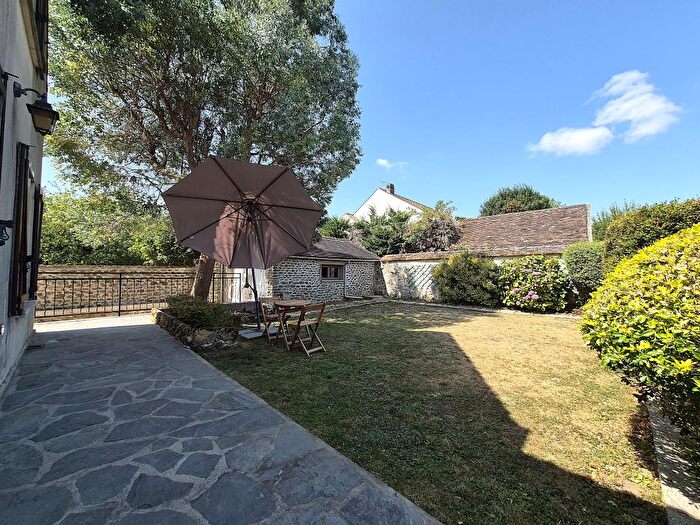 Chaumes-en-Brie : Maison 5 pièces à vendre