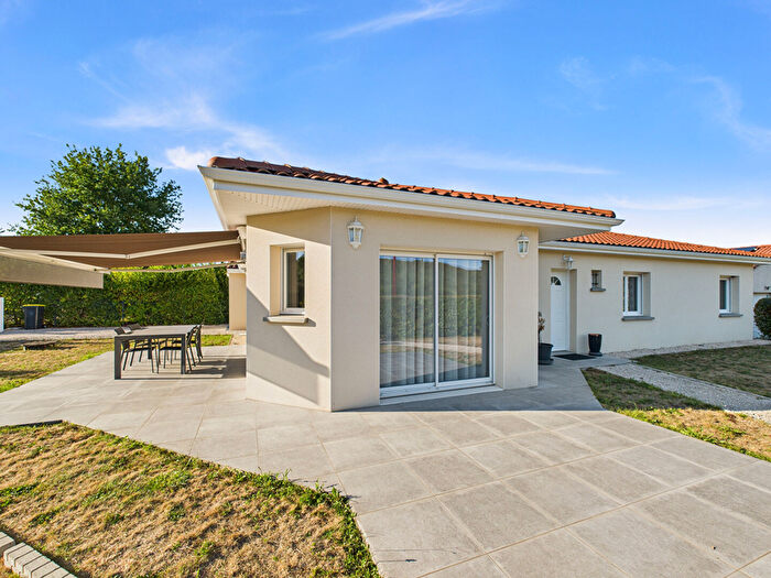 Maison à vendre - Marsat - 5 pièces - 3 chambres