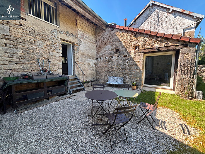 Maison 7 pièces à vendre à Saint-Anthot