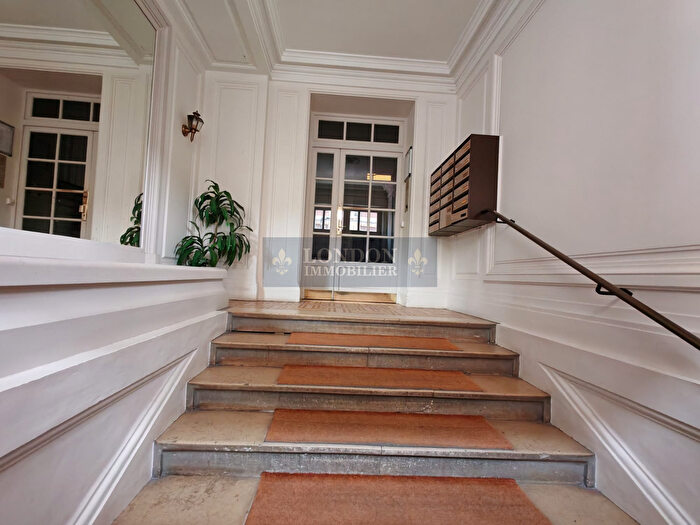 Appartement 5 pièces à vendre à Versailles
