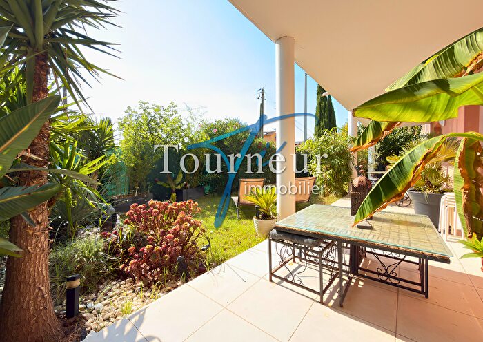 Sanary-sur-Mer, Le Baou, Saint-Roch : Appartement 3 pièces à vendre