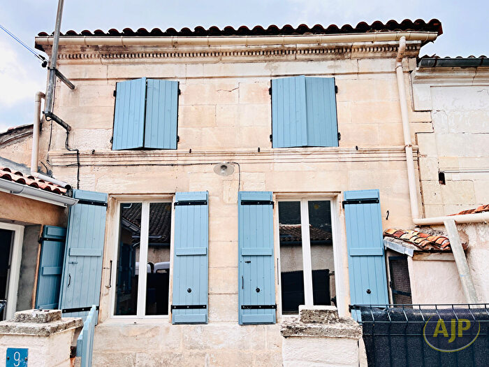 Maison 3 pièces à Chaniers, à louer