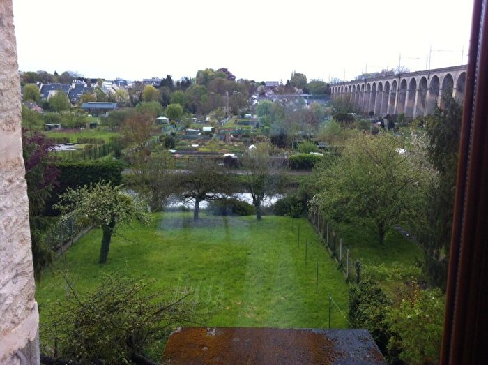 Appartement à louer - La Canardiere-Le Castel, Chantilly - 2 pièces - 1 chambre