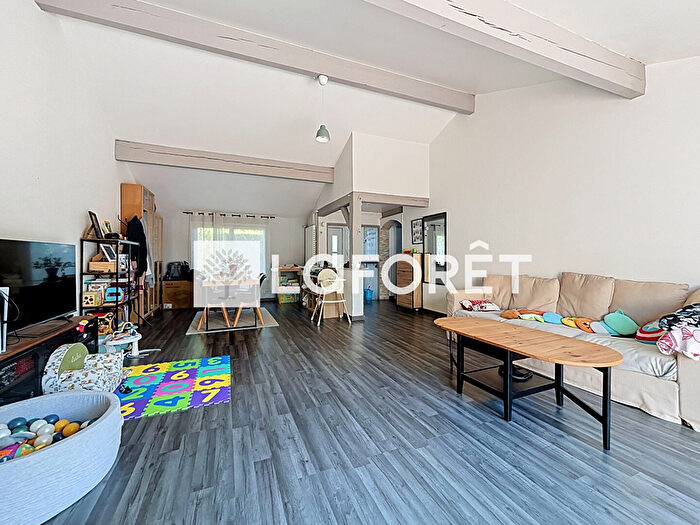 Maison 5 pièces à Nandy, à vendre