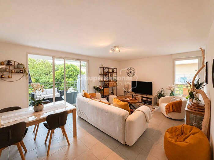 Appartement 4 pièces à Escaillon, Bouc-Bel-Air, à louer