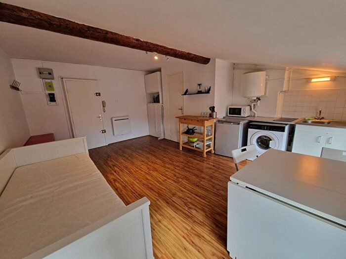 Crêt de Roc, Saint-Étienne : Appartement 1 pièce à louer