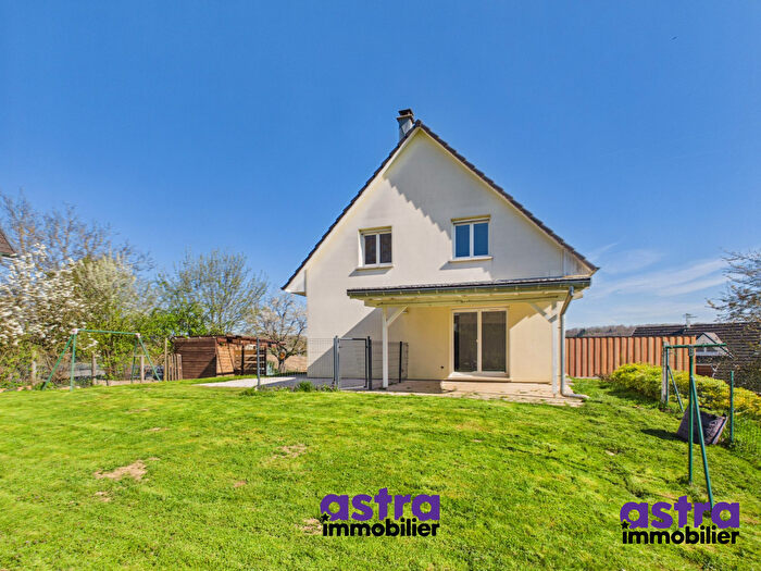 Maison à vendre - Hirsingue - 6 pièces - 5 chambres