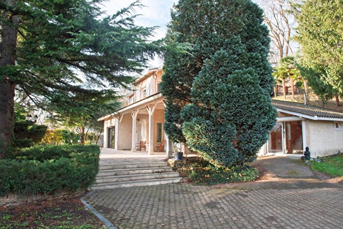 Maison à vendre - Collonges-au-Mont-dOr - 8 pièces - 6 chambres