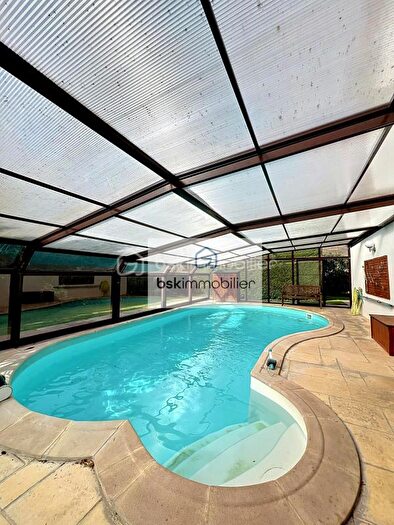 Maison 8 pièces à Tigery, à vendre