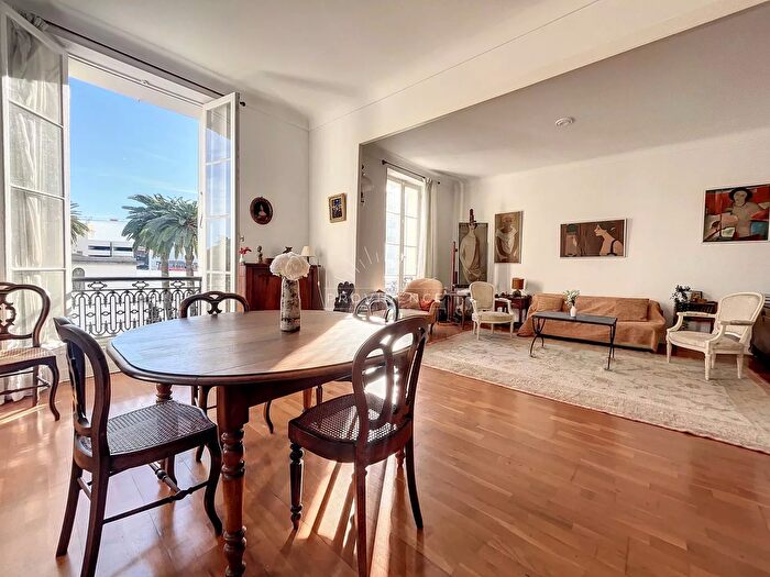 Appartement à vendre - Cannes, Prado, République - 4 pièces - 3 chambres
