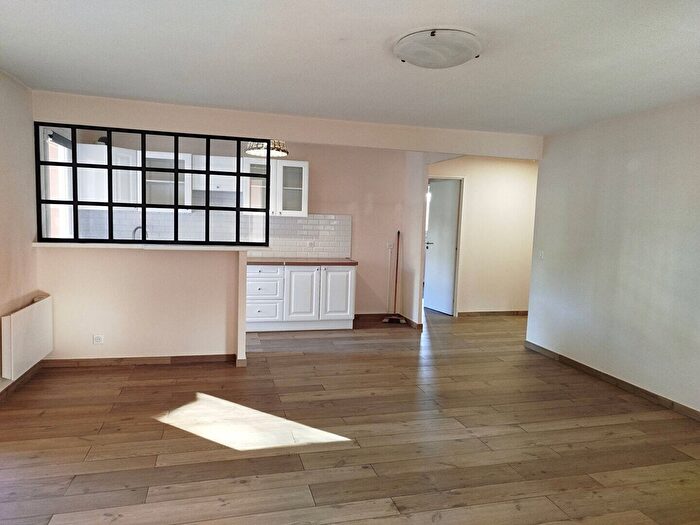 Appartement à louer - Sainte Anne, Vence - 4 pièces - 3 chambres