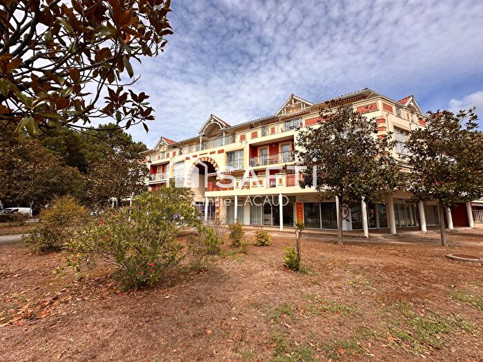 Gujan-Mestras, Centre-ville : Appartement 4 pièces à vendre
