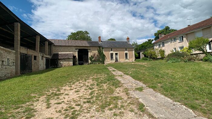 Thuré : Maison 8 pièces à vendre