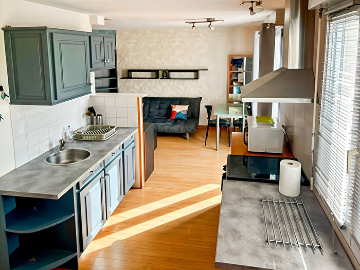 Appartement à vendre - Melun, Rive de Seine, Sud - 2 pièces - 1 chambre