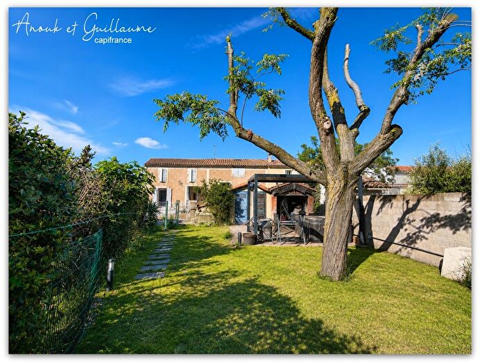 Maison 6 pièces à Caux, à vendre