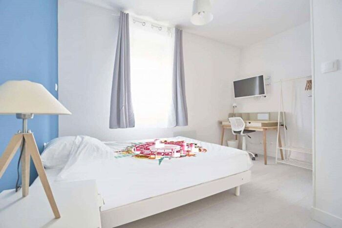 Appartement à louer - Berckem-Kleber-Saint Charles, La Madeleine - 1 pièce