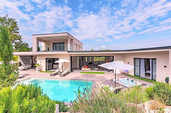 Maison à louer - Saint-Clément-de-Rivière - 8 pièces - 3 chambres