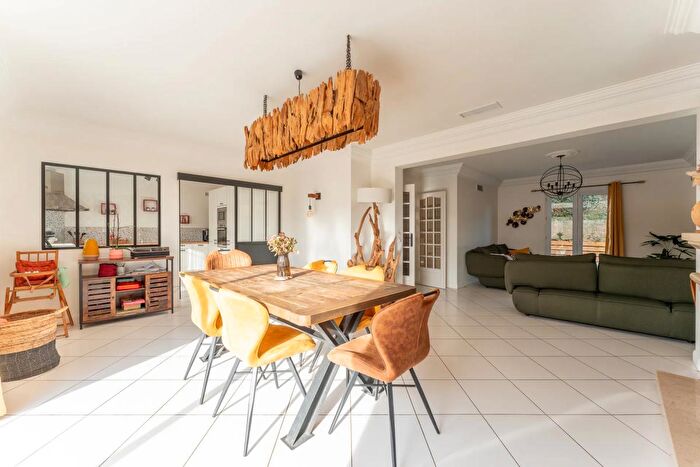 Maison à vendre - Bègles, Argous - 8 pièces - 6 chambres