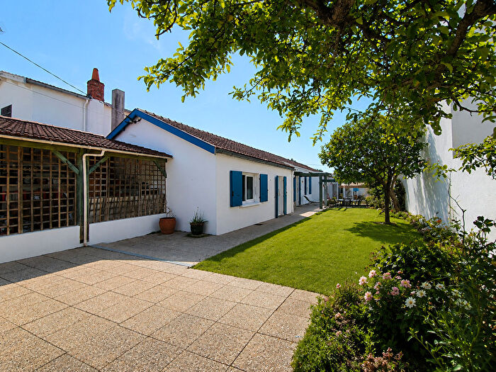 La Rochelle, Bel-Air, Fétilly, La Trompette : Maison 4 pièces à vendre