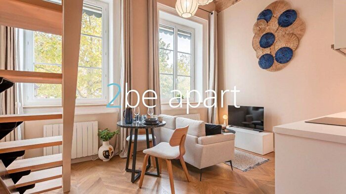 Appartement à louer - Croix Rousse Centre, Lyon ème arrondissement - 1 pièce