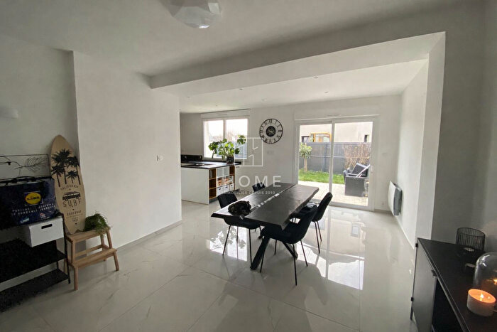 Maison à louer - Angers, Doutre, Saint-Jacques - 5 pièces - 3 chambres