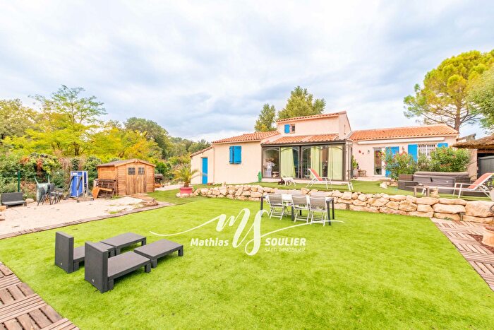 Aix-en-Provence, Luynes : Maison 5 pièces à vendre
