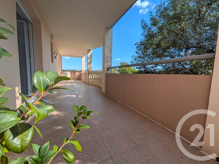 Appartement 3 pièces à vendre - Cogolin, Rialet, Colombier