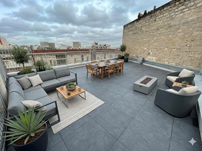 Appartement à vendre - Paris e , Bibliothèque, Dunois, Jeanne dArc - 3 pièces - 2 chambres