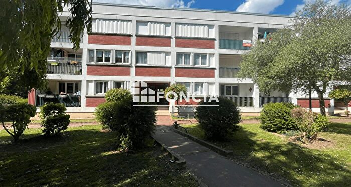 Appartement 4 pièces à Arnouville, Robert Schuman, Stade, à vendre