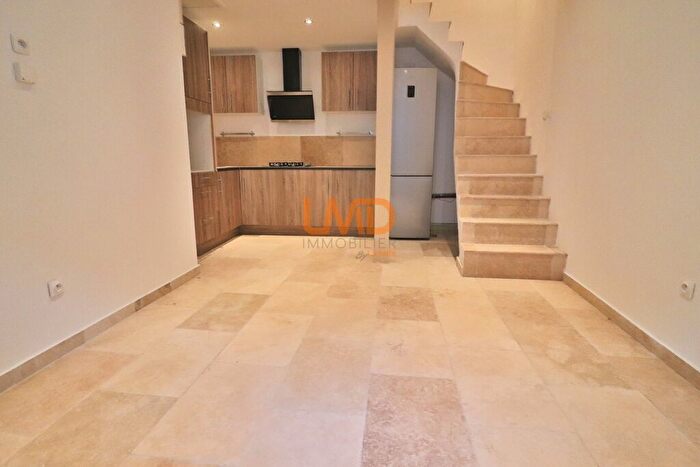 Maison à vendre - Brue-Auriac - 3 pièces - 2 chambres